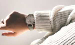 10 Pointless Things That Waste Your Time - Rack Up Moments